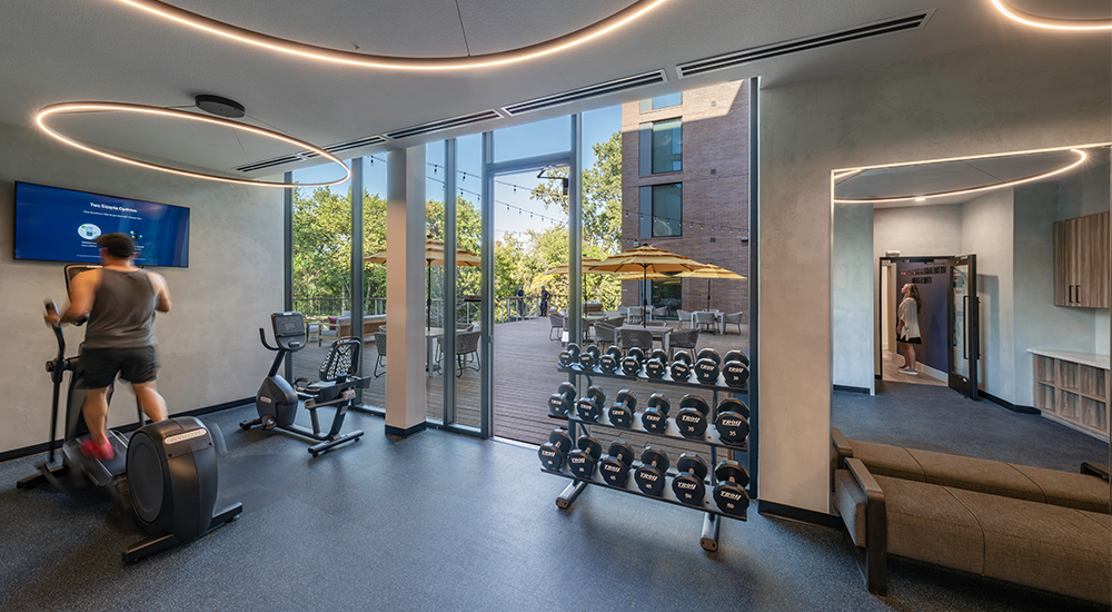 oak lawn gym - EFA Magazine